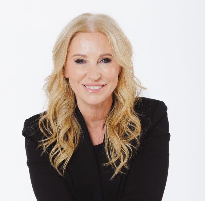 Colleen Callander - Celebrity Speakers